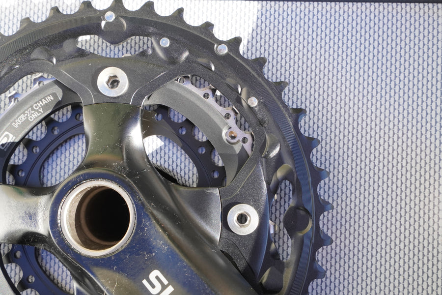 Shimano Crankset/Kurbel FC-M552 mit Lager – Grundtner